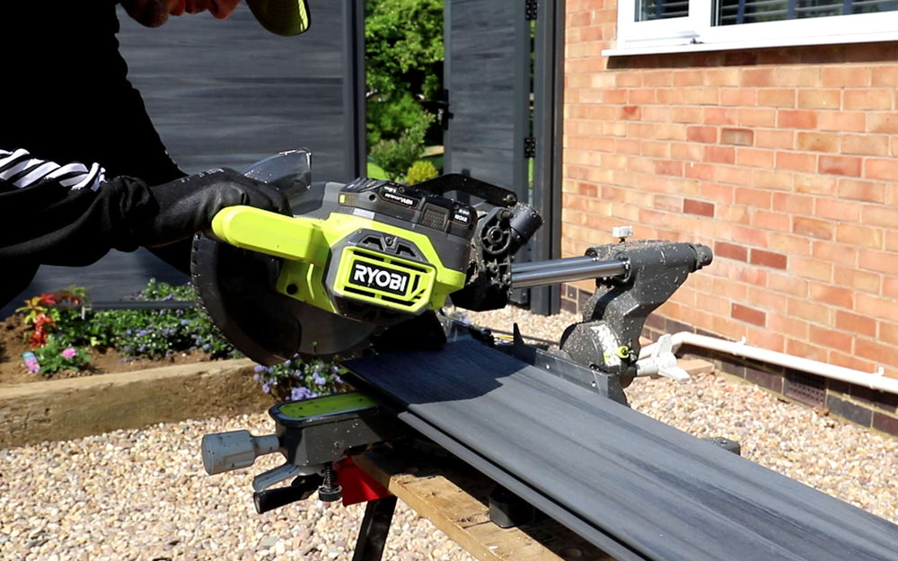 Cutting Composite Fence Panels | NeoTimber®